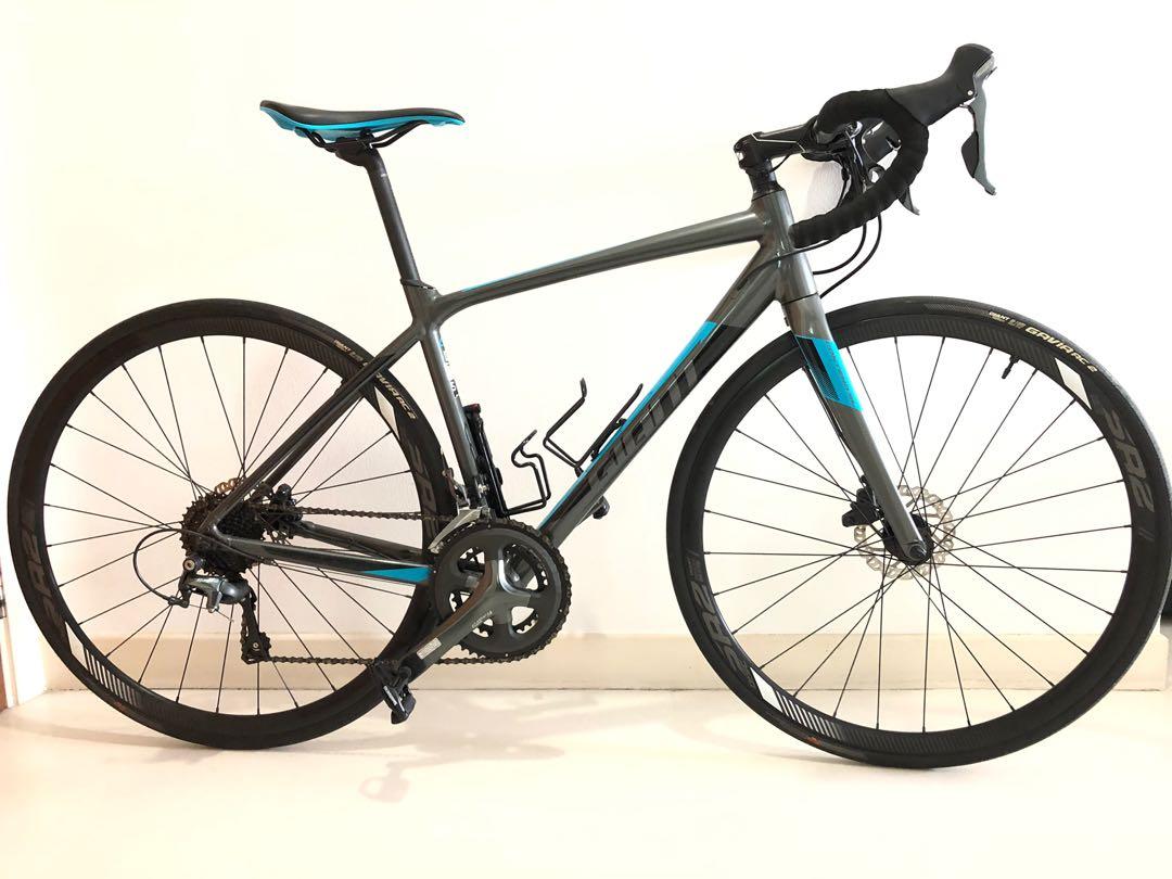 Giant Contend SL1 Disc Shimano 105 Road Bike 2019, Size M Cycle ...