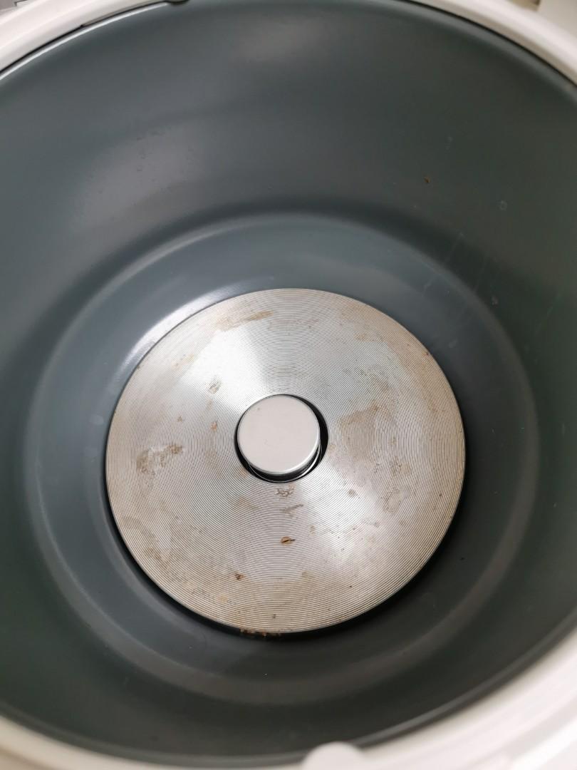 Panasonic Rice Cooker + Cornwell water flask, TV & Home Appliances ...