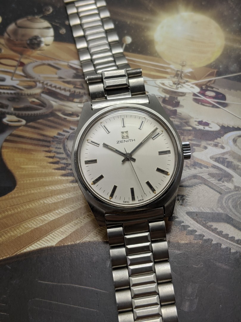 ZENITH 17 JEWELS HAND WINDING WATCH, Luxury, Watches on Carousell