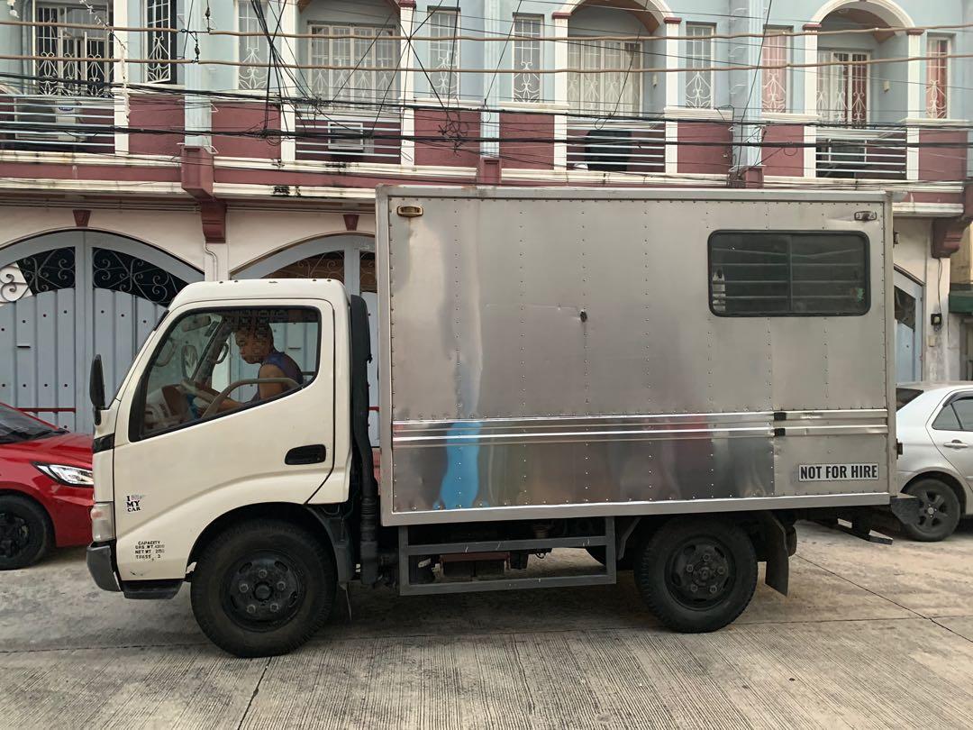 2010 Hino 300 series elf truck aluminum van manual diesel nice engine ...