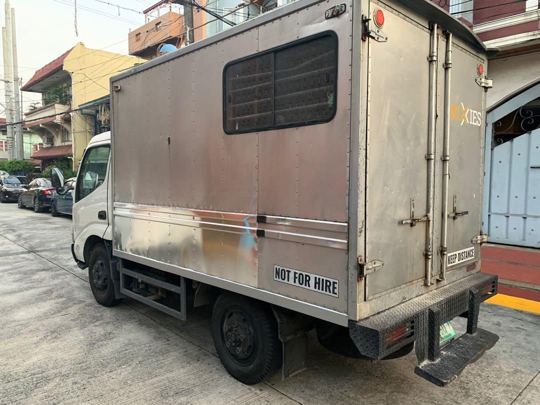 2010 Hino 300 series elf truck aluminum van manual diesel nice engine ...