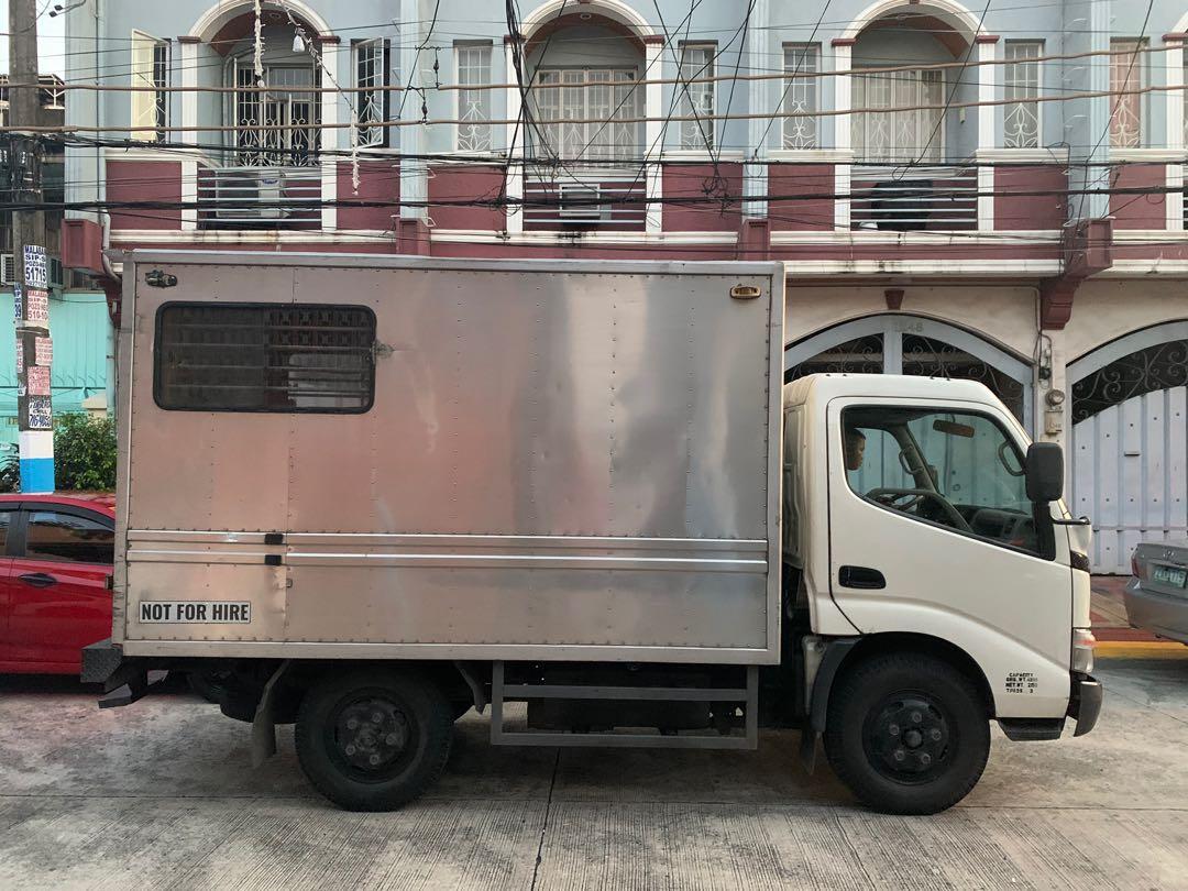 2010 Hino 300 series elf truck aluminum van manual diesel nice engine ...