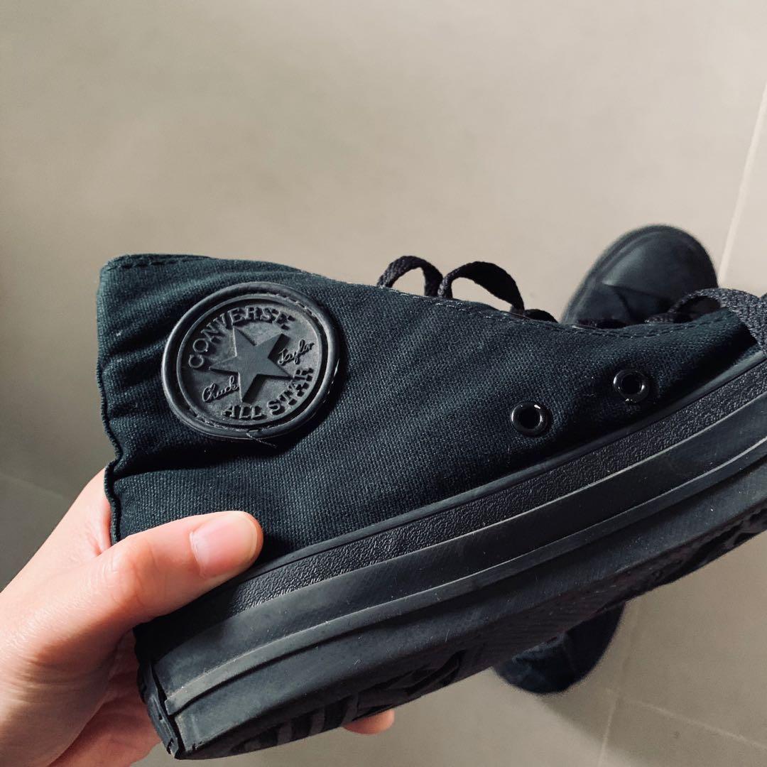 Full black converse, Women's Fashion, Footwear, Sneakers on Carousell