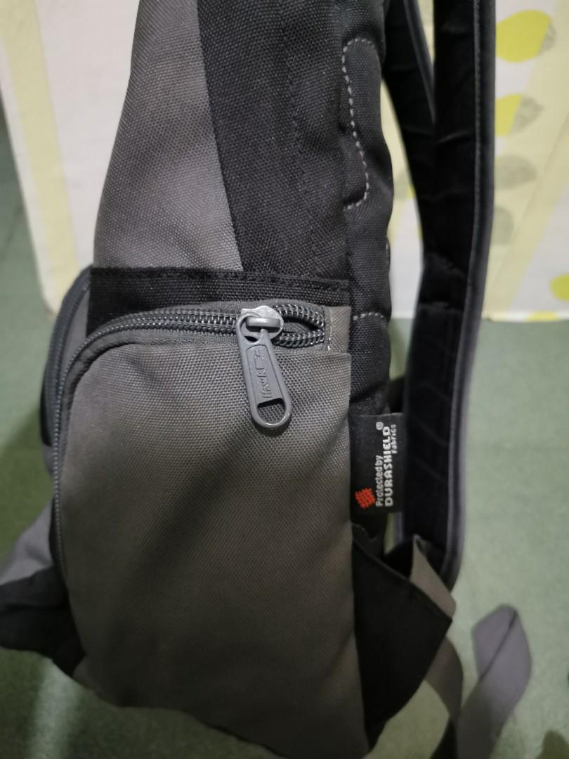 Hawk Backpack original gray black, Men's Fashion, Bags, Backpacks on ...