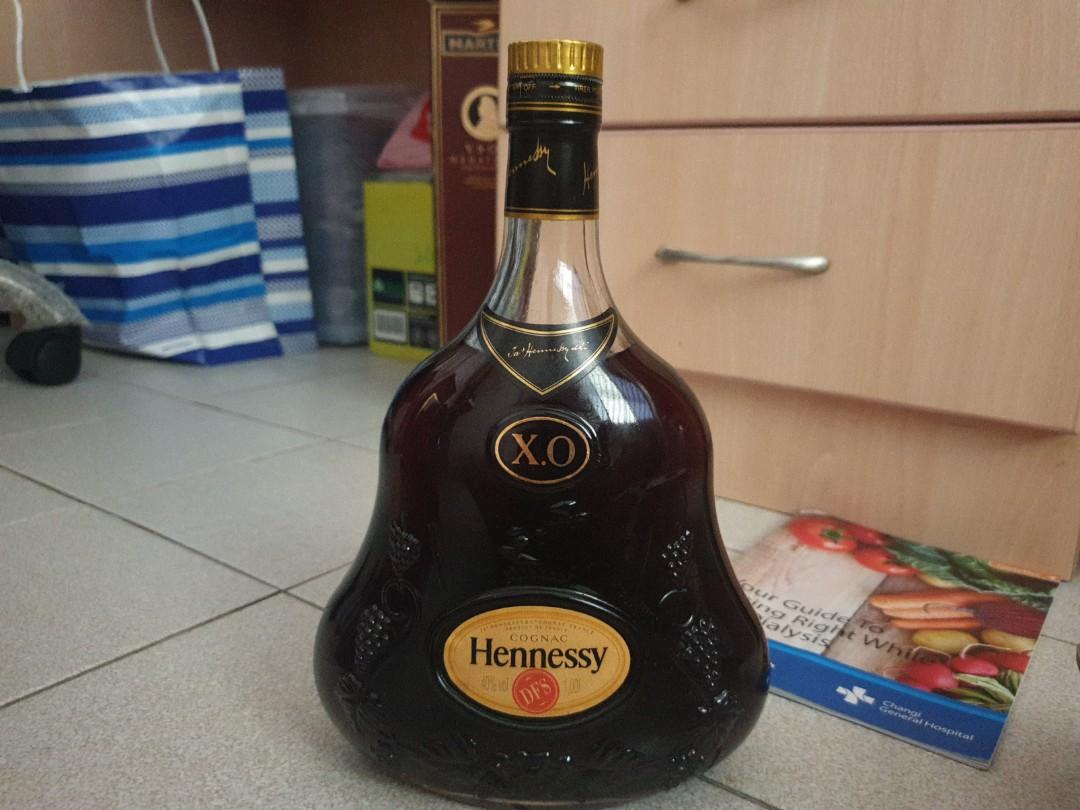 Hennessy xo cognac 1 litre, Food & Drinks, Alcoholic Beverages on Carousell