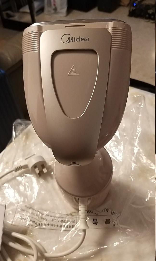 Midea handheld Portable Steam Iron 95% new, used once only, TV & Home ...
