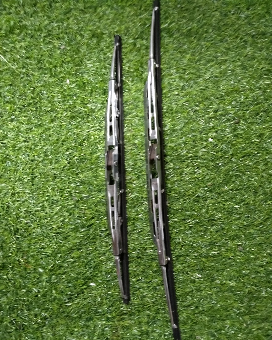 Piaa formula aero wing wiper chrome, Auto Accessories on Carousell