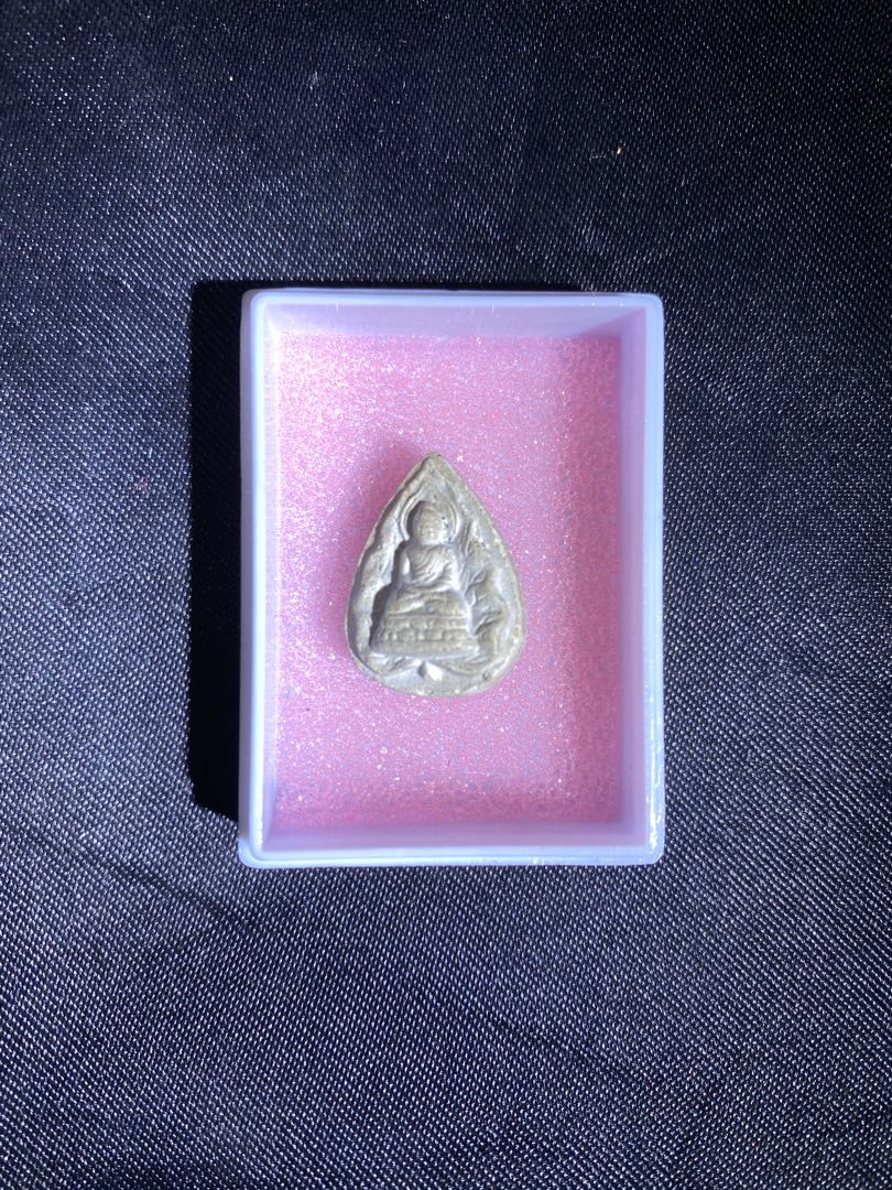 Ac Chum Chaikiri buddha 2519, Hobbies & Toys, Memorabilia ...