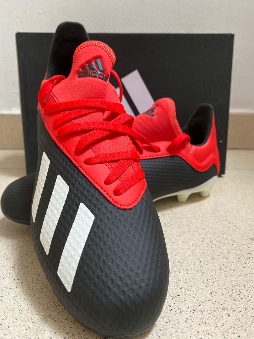 ADIDAS CLEATS, Women's Fashion, Footwear, Sneakers on Carousell