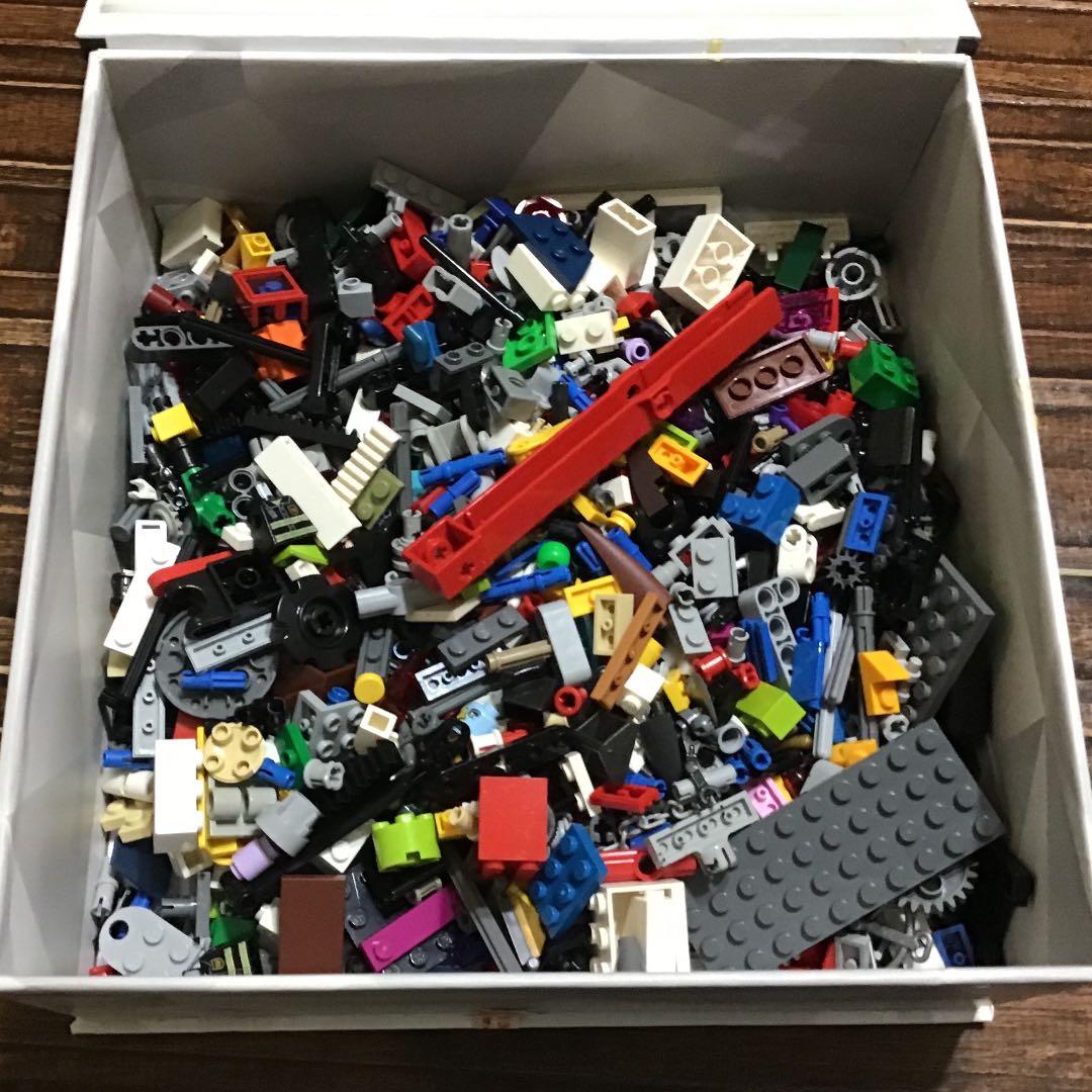 Assorted original LEGO bricks 600 grams, Hobbies & Toys, Toys & Games ...
