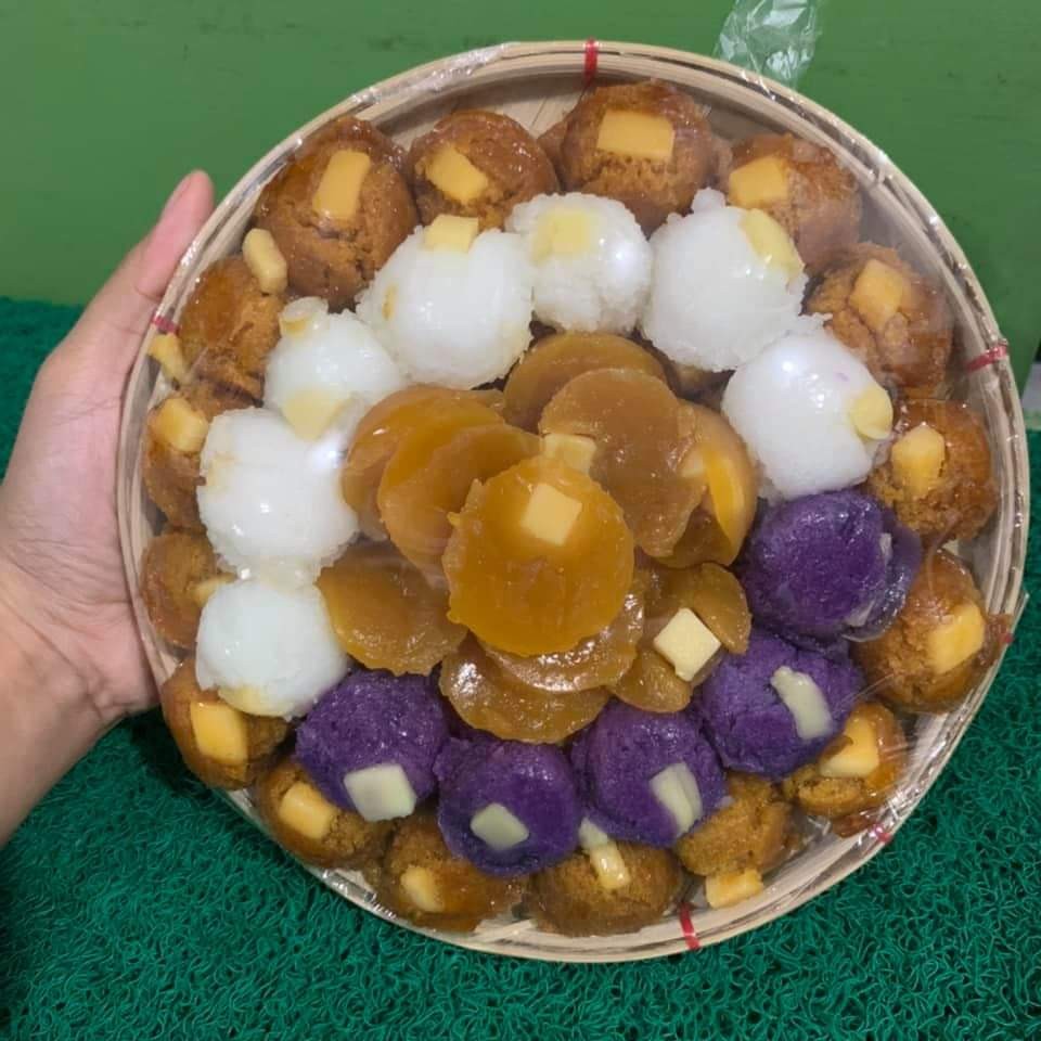 PUTO & KUTSINTA BILAO, Food & Drinks, Local Eats on Carousell