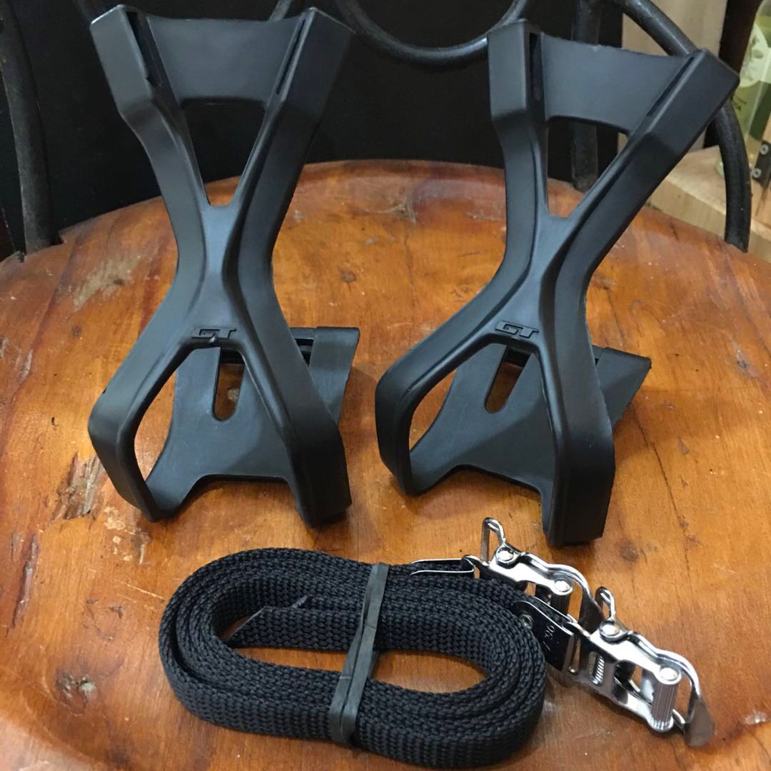 Retro 1990s GT MTB Toe cage /strap set - new, Bicycles & PMDs, Bicycles ...