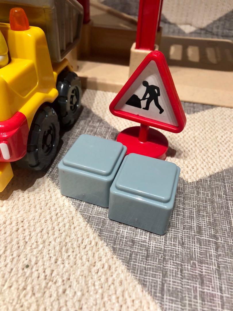 ELC Happyland Mega Construction Set, Hobbies & Toys, Toys & Games on ...