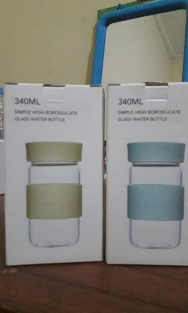 Miniso Glass Water Bottle, Kitchen & Appliances di Carousell