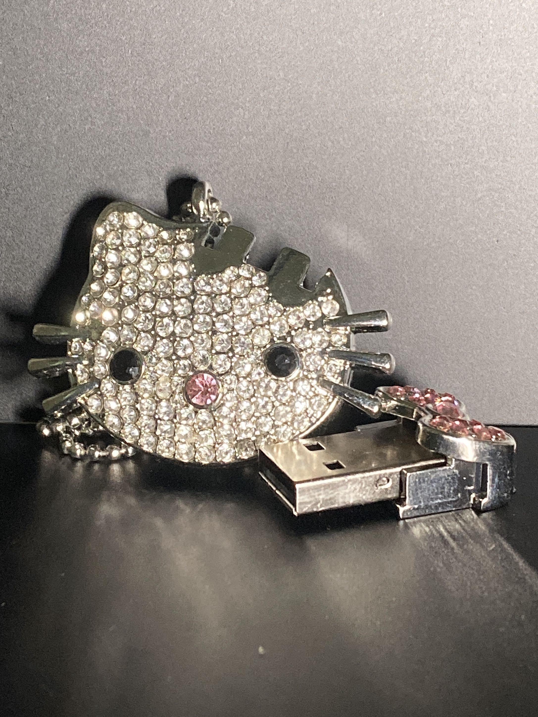 Hello Kitty 32GB Thumbdrive, Computers & Tech, Parts & Accessories, Hard Disks & Thumbdrives on ...