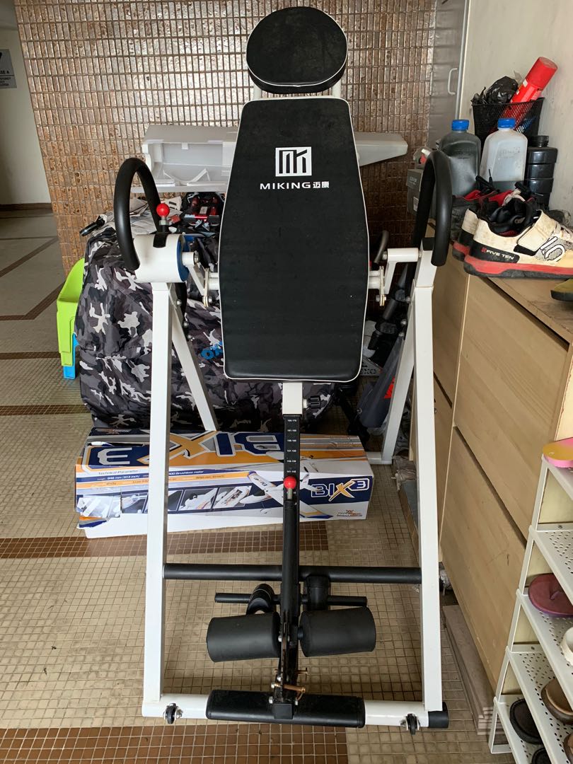 Inversion table / inverter bench, Mobile Phones & Gadgets, Wearables ...