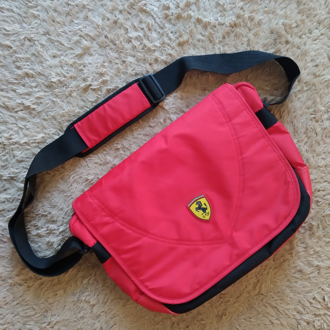SCUDERIA FERRARI Brandon Laptop Sling Bag, Men's Fashion, Bags, Sling ...