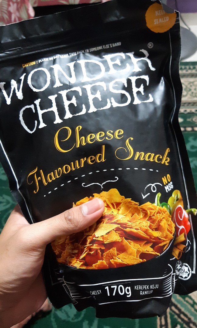 WONDERCHEESE Cheese Flavoured Chips, Food & Drinks, Packaged & Instant ...