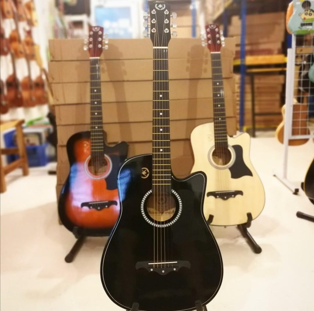 Baru! Gitar Akustik Acoustic Guitar Free Bag Pick, Hobbies & Toys ...