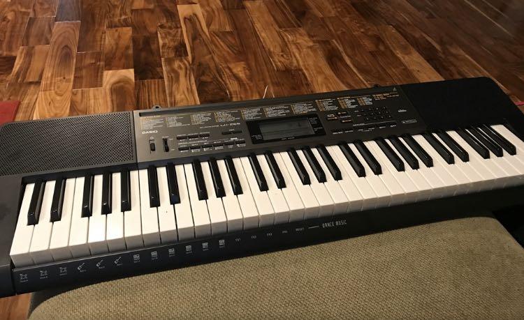 CASIO LK-265 Lighted Keyboard - 61 key piano, Hobbies & Toys, Music & Media, Musical Instruments ...