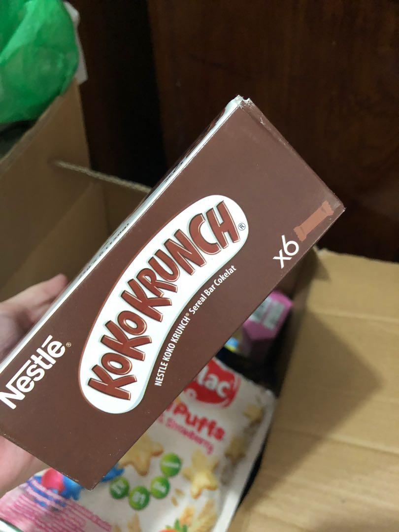 Coco crunch sereal bar coklat chocolate cereal white milk, Makanan ...
