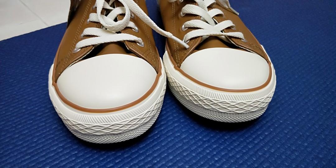 Converse look alike, Men's Fashion, Footwear, Sneakers on Carousell