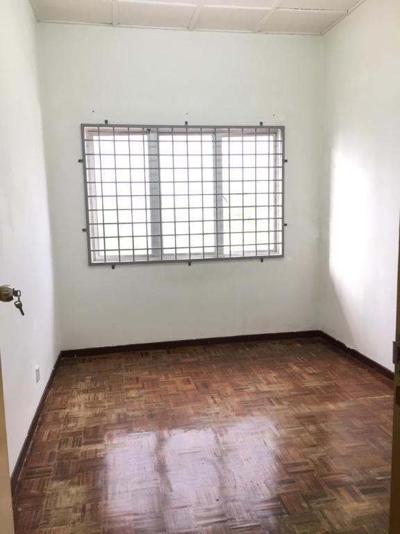 CORNER LOT Saga Ria Apartment, Taman Saga, Ampang BASIC UNIT VERY WINDY ...