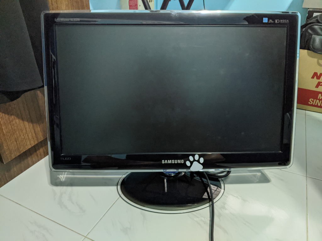 Samsung SyncMaster XL2370, Computers & Tech, Parts & Accessories ...