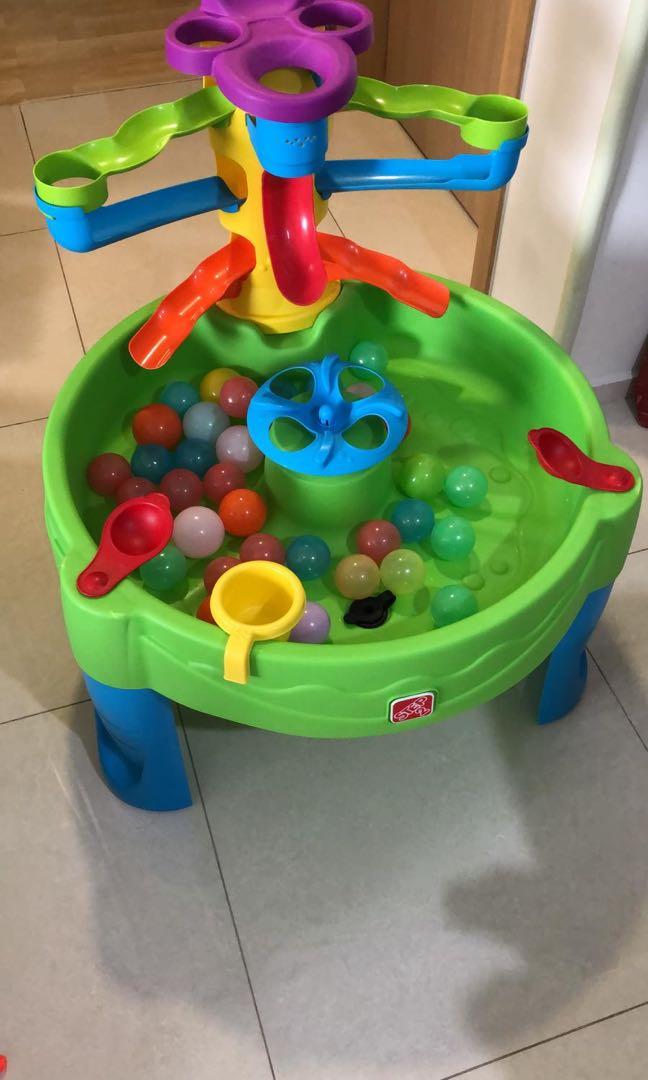 Step 2 busy ball play table, Babies & Kids, Toys & Walkers on Carousell
