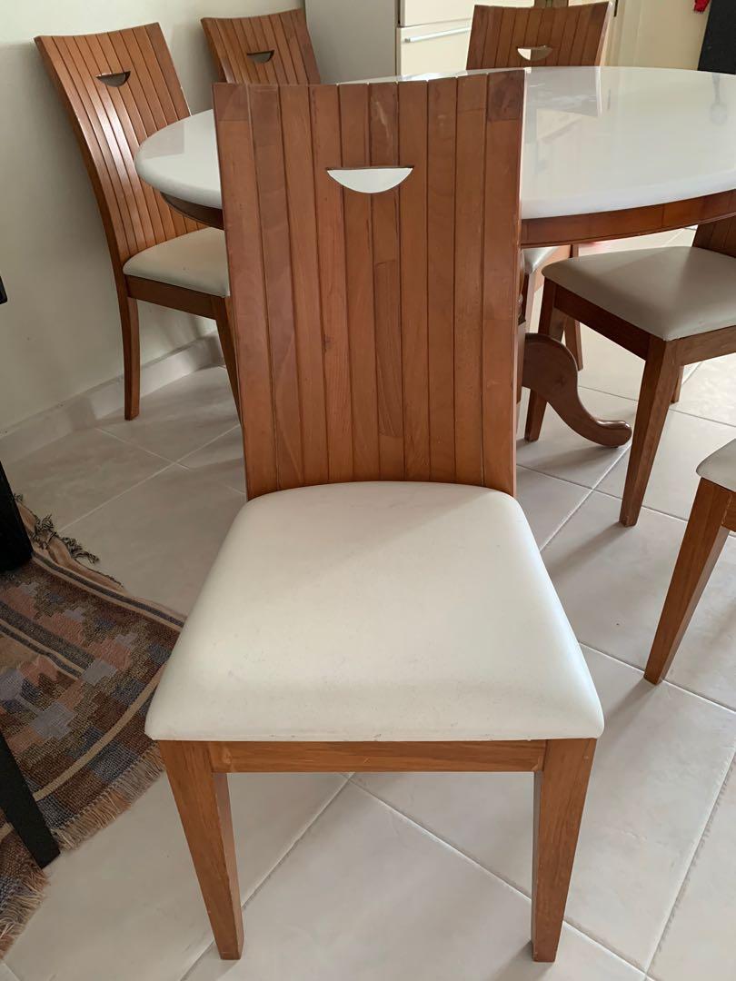 Auckland Maple wood round Mable dining table, Furniture & Home Living ...