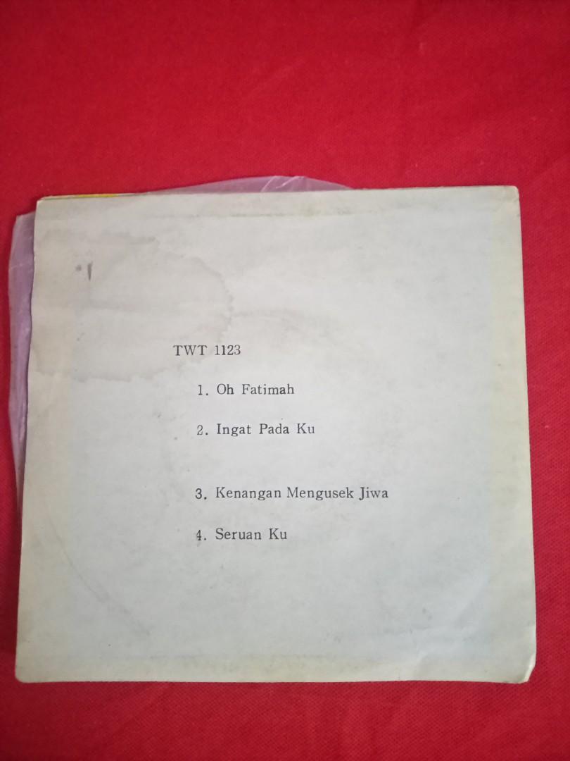 Ep A.Ramlee, Hobbies & Toys, Music & Media, CDs & DVDs on Carousell