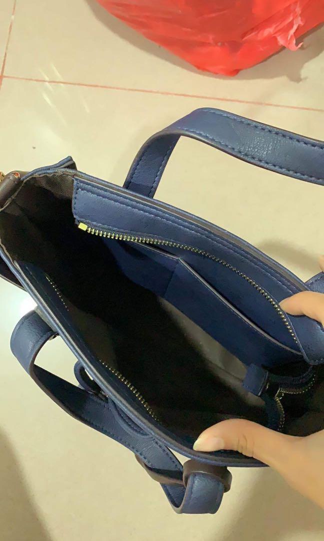 Saime sling bag, Women's Fashion, Bags & Wallets, Tote Bags on Carousell