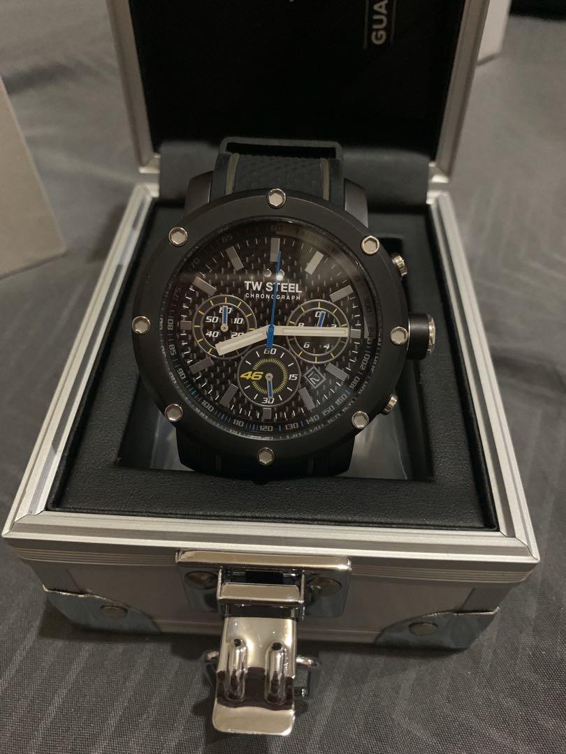 TW STEEL VR46 Valentino Rossi, Men's Fashion, Watches & Accessories ...