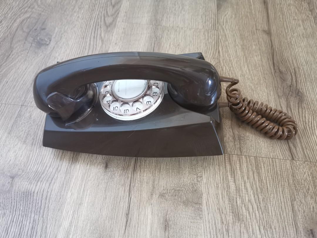Vintage collectible wall hanging retro rotary phone from Australia ...