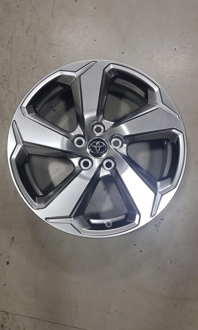 18" Original Toyota Rims 7x18 5x114.3 sports rims Rav4, Car Accessories ...