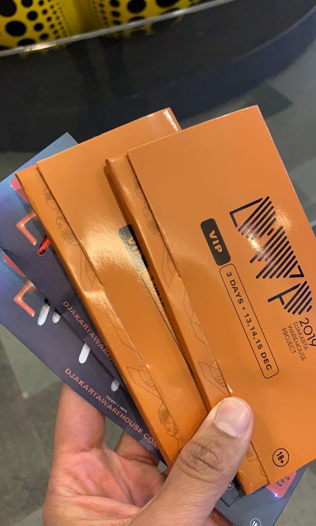 Dwp tickets vip and GA, Tickets & Vouchers, Event Tickets on Carousell