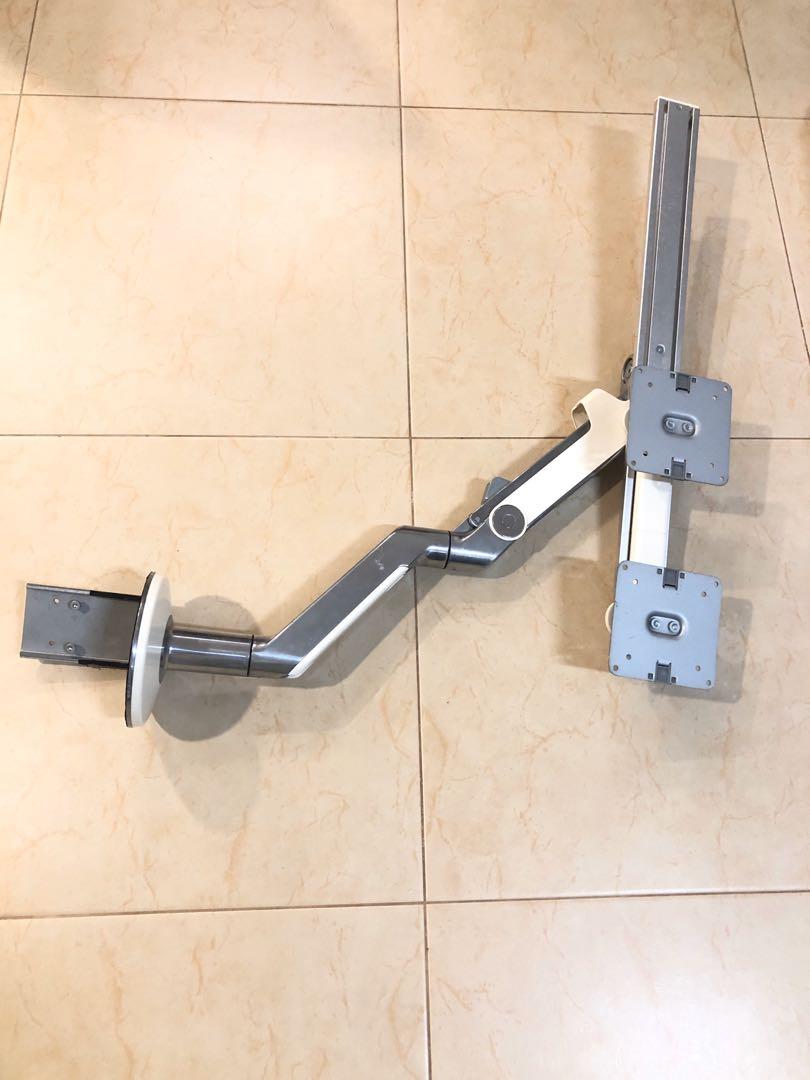 Humanscale M8 Articulating Dual Monitor Arm with Double Crossbar ...
