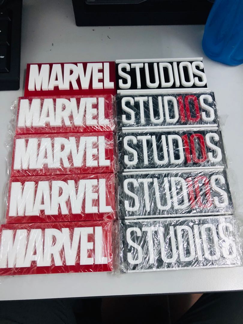 MARVEL STUDIOS LOGO SIGN SOLID ACRYLIC TAG GOOD NON HOT TOYS COSBABY ...