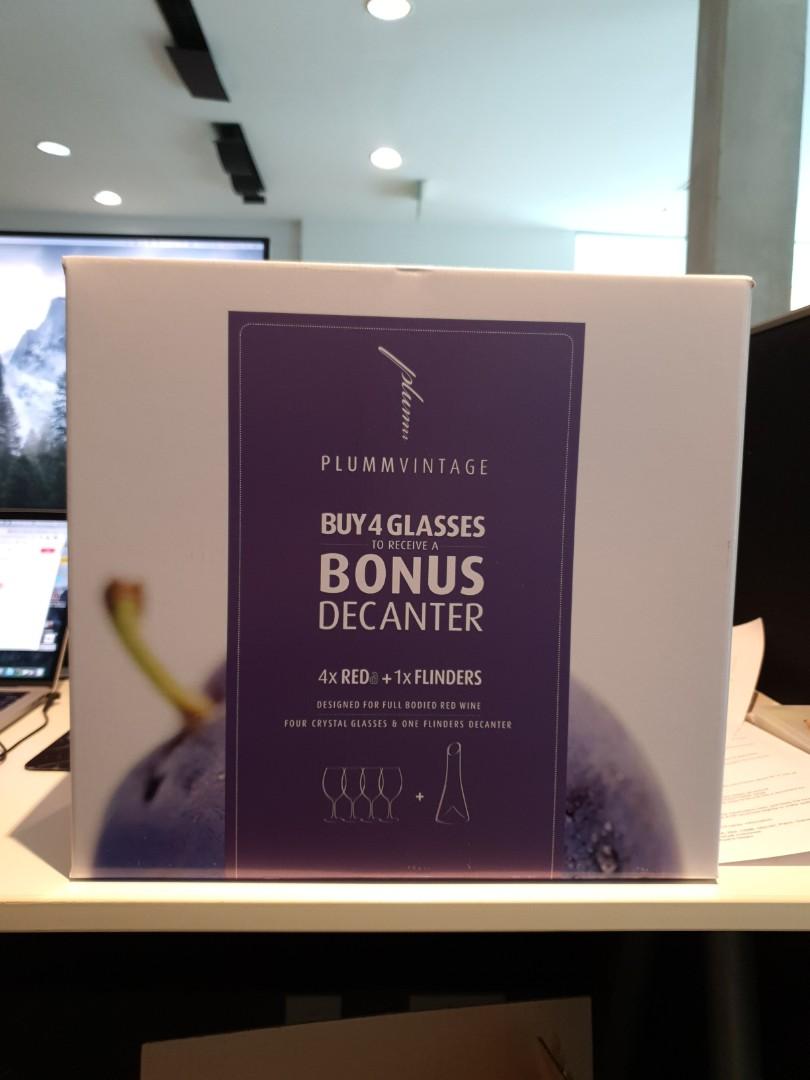 Plumm Decanter and Wine Glasses Gift Set - Flinders And 4 RedB Glasses ...