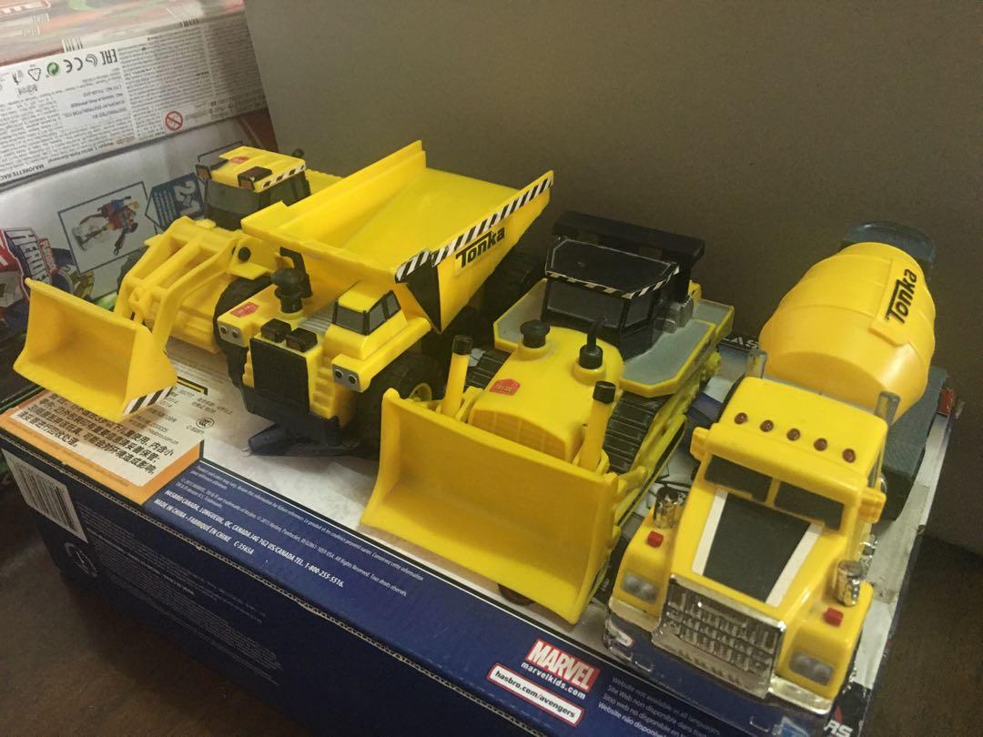 Tonka Trucks Set, Hobbies & Toys, Toys & Games on Carousell