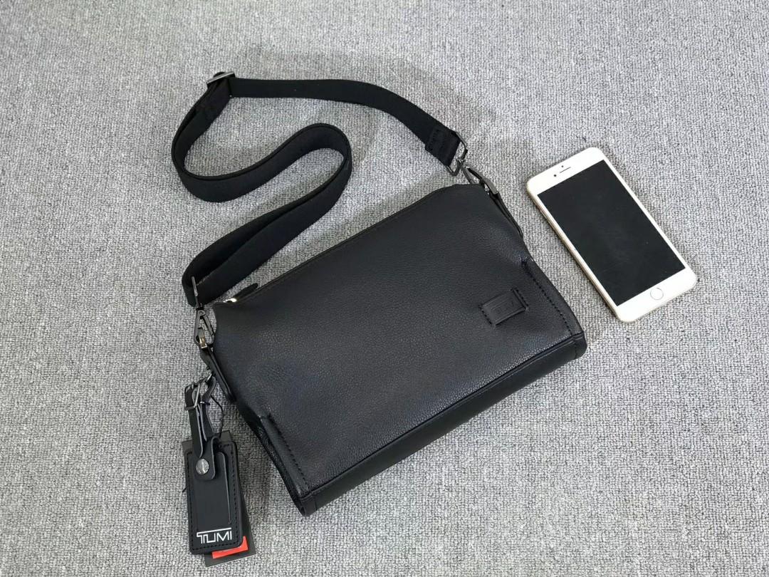 Tu Name Shoulder/Sterling Crossbody 2 Way Men Leather Bag 66033, Luxury ...