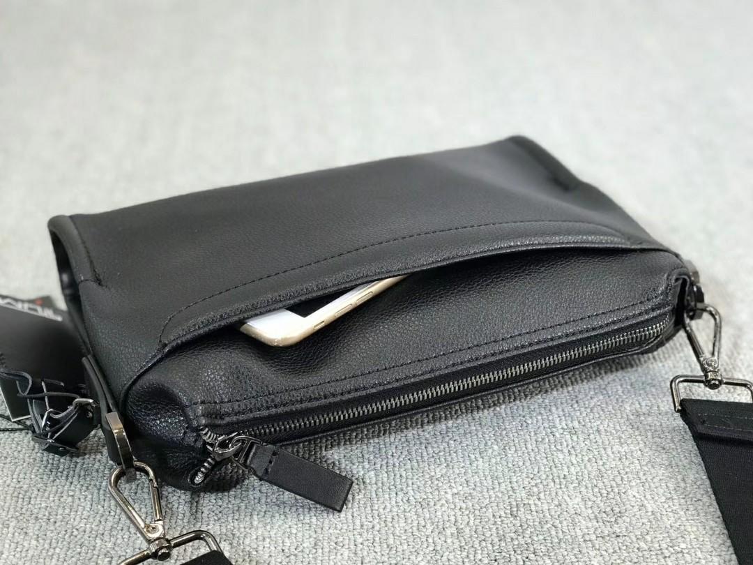 Tu Name Shoulder/Sterling Crossbody 2 Way Men Leather Bag 66033, Luxury ...