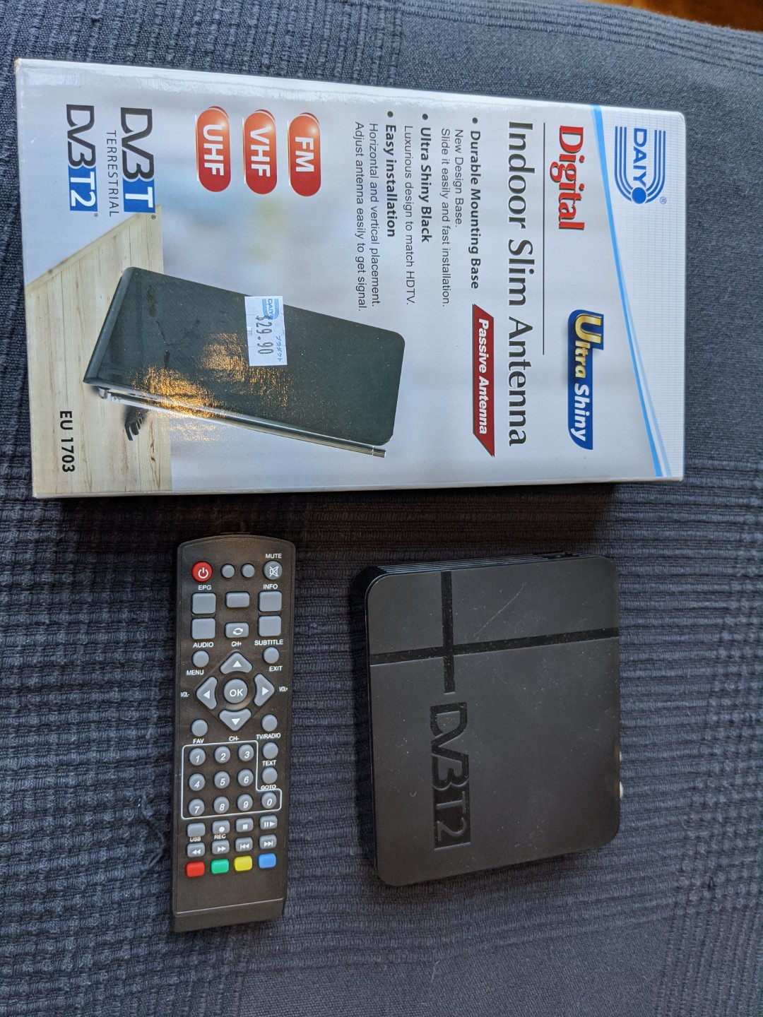 Digital antenna and decoder for Singapore TV, TV & Home Appliances, TV ...