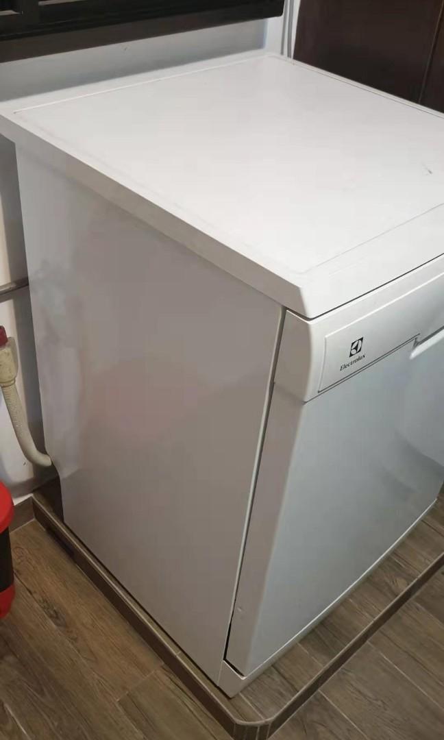 Electrolux Dish Washing Machine, TV & Home Appliances, Kitchen ...