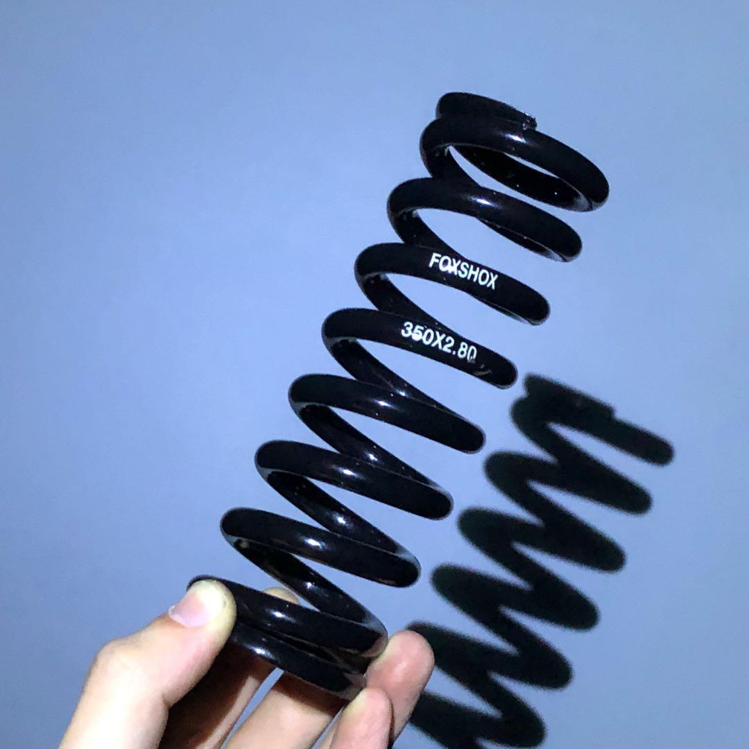 FOX SHOX 350lb 2.8 coil steel spring, Sports Equipment, Bicycles ...