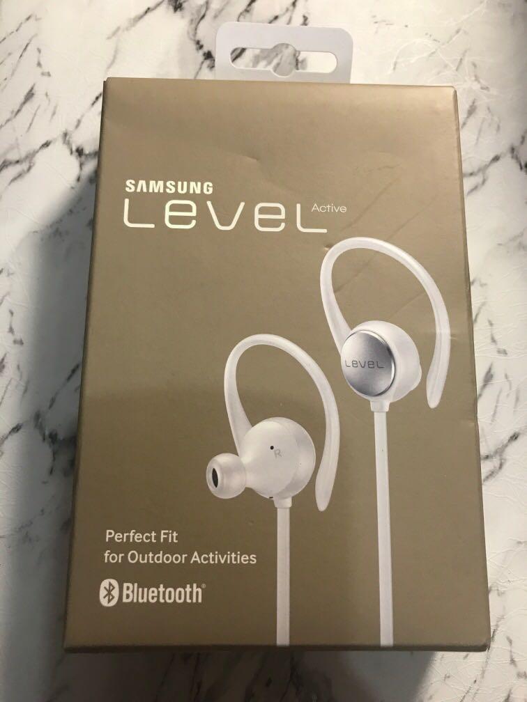全新（完整包裝）原廠Samsung Level Active 藍牙無線耳機, 音響器材, 耳機 - Carousell