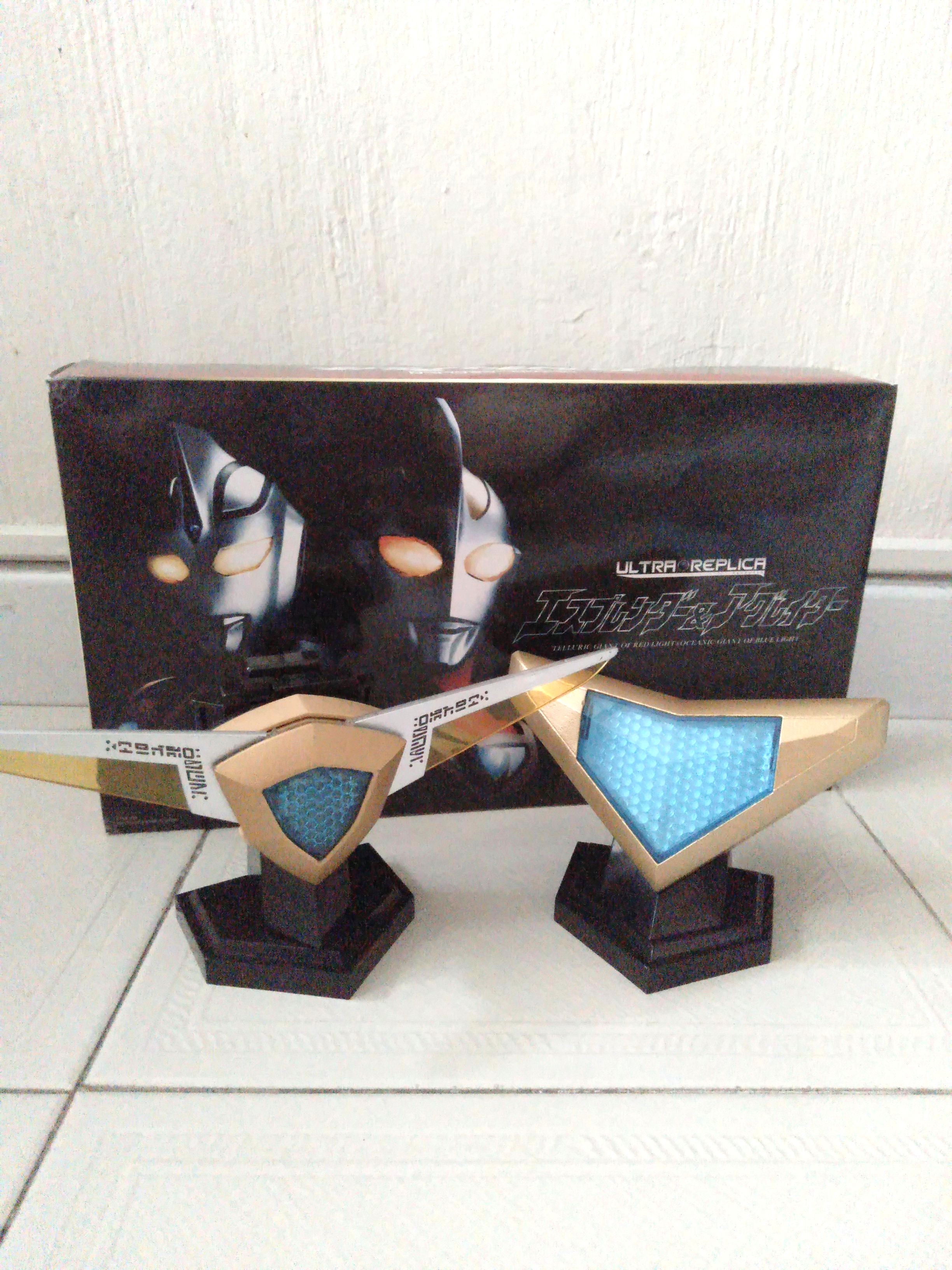 Ultraman Gaia & Agul (Ultra-Replica), Hobbies & Toys, Toys & Games on ...