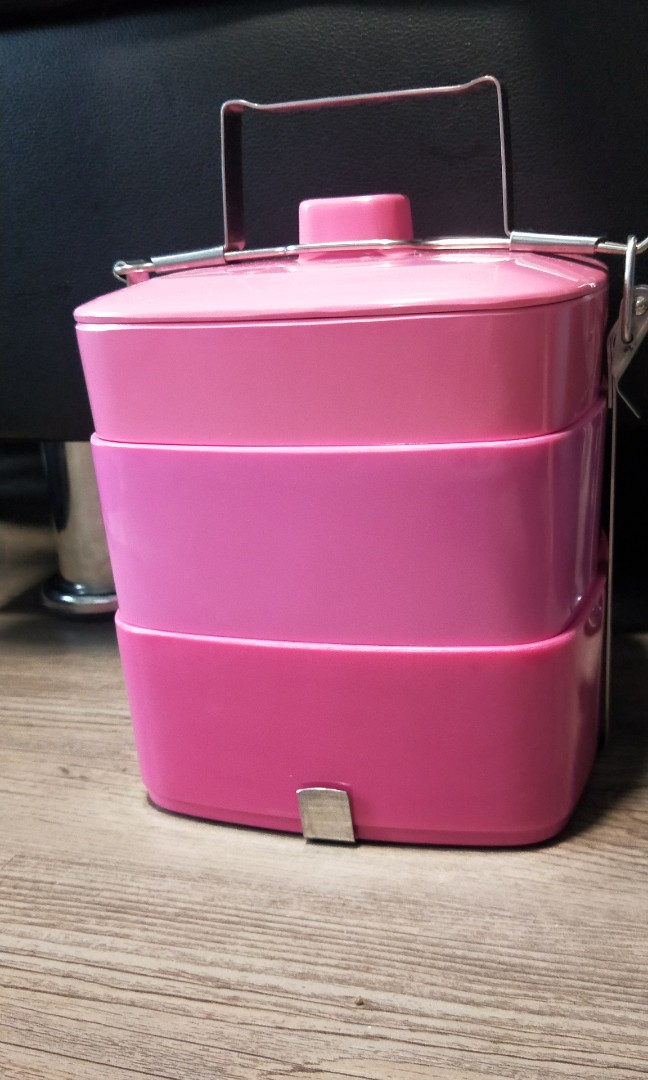 Bento box & 3 tier tingkat box, Furniture & Home Living, Kitchenware ...