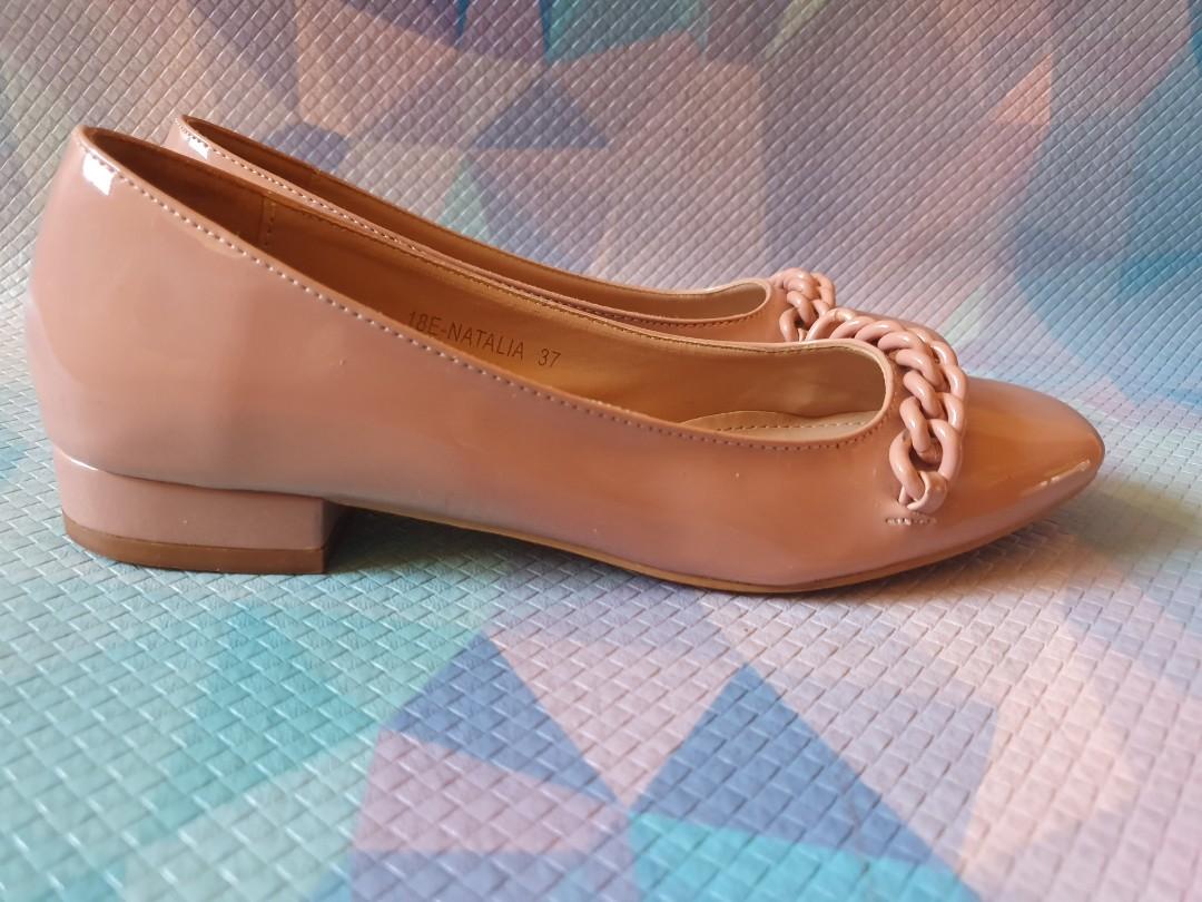 Celine CLN natalia blush pink shoes, Women's Fashion, Footwear, Flats ...