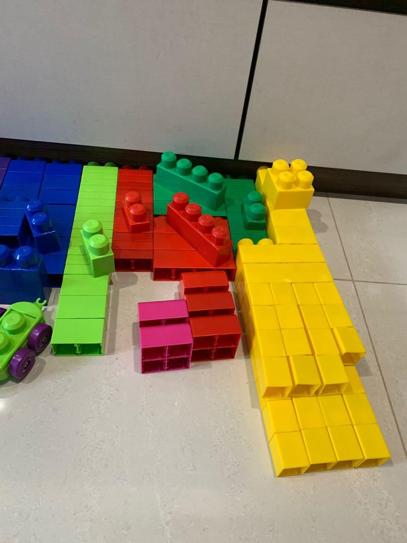Mega Blocks -250 pieces, Hobbies & Toys, Toys & Games on Carousell